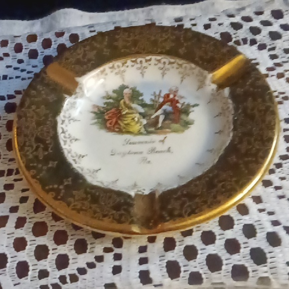 crest of gold | Accents | Souvenir Crestogold 22k Sabin Porcelain ...